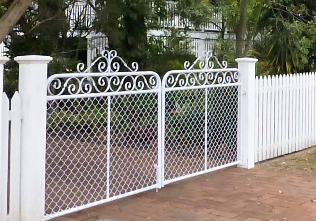 Australian Heritage Gate and Fencing Product Gallery – Dishers Fencing